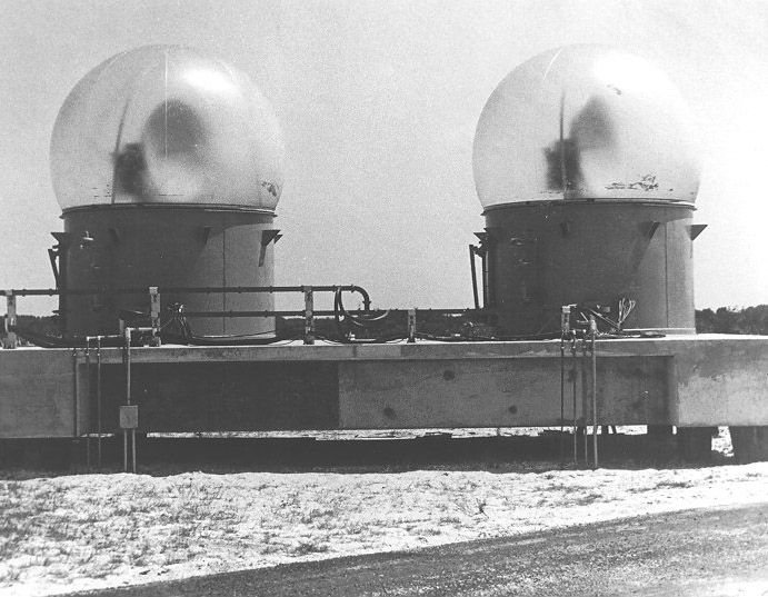 Inside Radome / AO-Journal p336 #1